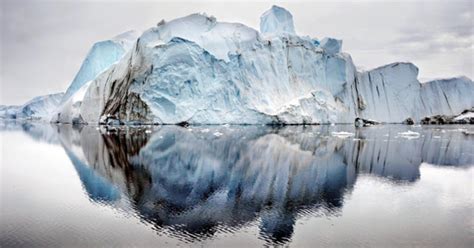 지상 최대 아이스쇼는 일루리삿의 빙산과 빙하 빙산의 일각 얼음바다 밑엔 생명이 춤춰