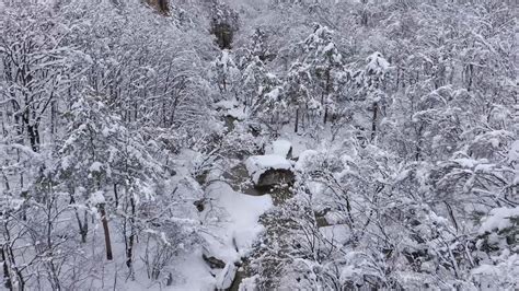 드론영상and매빅3프로 두타산 무릉계곡의 겨울 눈풍경 Youtube