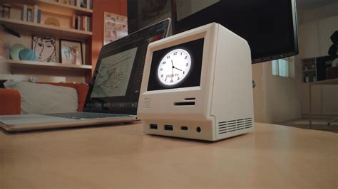 Hook Up Your Workspace With A Mini Retro 14 In 1 Docking ‘computer