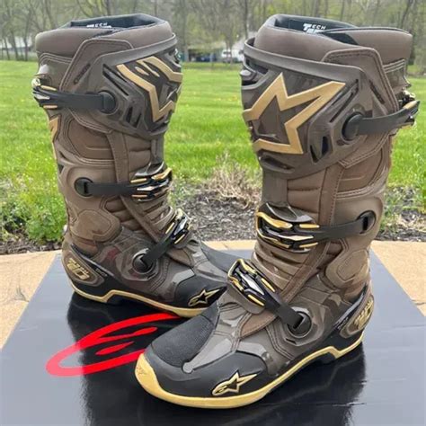 Limited Edition Squad Tech 10 Alpinestars Boots