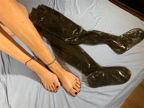 Heels And Latex Stockings 21 Pics Xhamster
