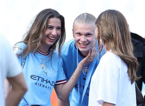 Manchester Citys Erling Haalands Life Off The Pitch With Stunning