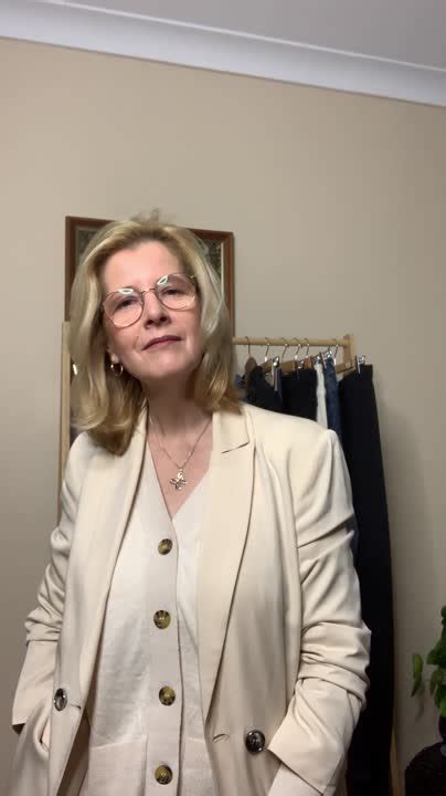 Jane Larson On Linkedin Overwhelmed At The Thought Of Sorting Your Wardrobe A Wardrobe Full But