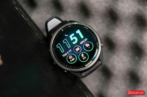 Trên Tay Garmin Forerunner 965 Thiết Kế đẳng Cấp Màn Hình Amoled Mới