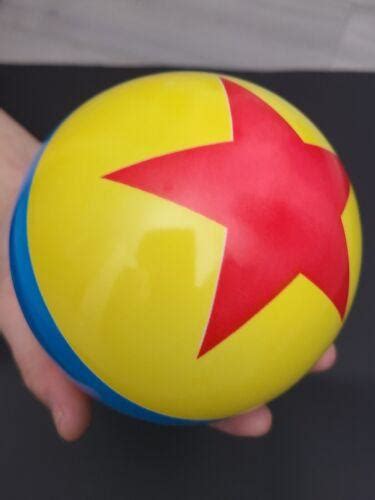 D23 2022 Expo Disney Pixar Booth Bouncy Ball 4560827923