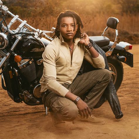 Dodo Nyoka Fotos Lyrics