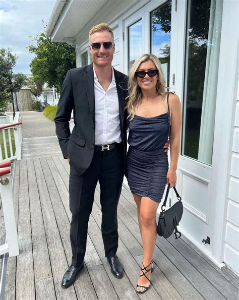 Laura Mcgoldrick Content Creator Profile Jandl Influencer Talent Agency