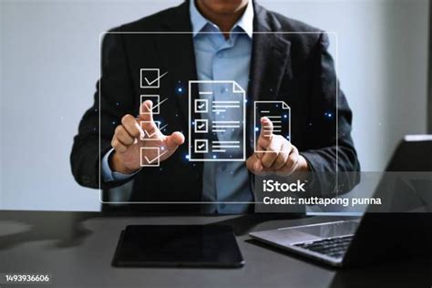 체크리스트 및 온라인 설문 조사 양식 작성 문서 관리 시스템 Dms 평가 양식 설문지 체크리스트 품질 관리 및 정확성 완전성 확인노트북 및 태블릿 사용 서류 작성에 대한