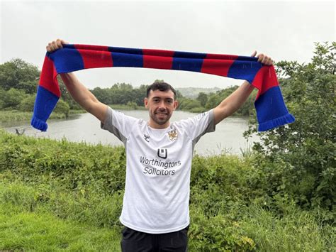 Jack Reilly Agrees For 25 26 Ards Football Club