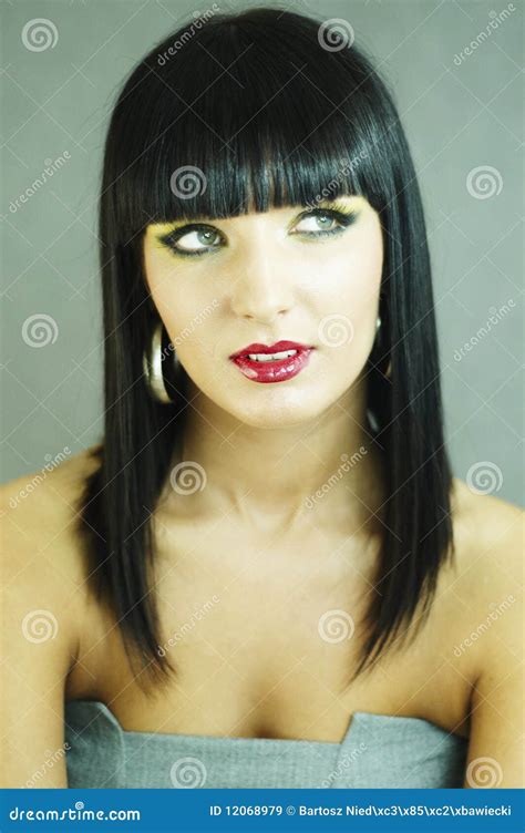 Retrato Del Encanto De Una Mujer Hermosa Imagen De Archivo Imagen De