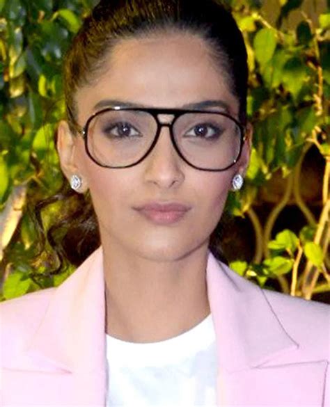 30 Designer Eyeglass Frames Worn By Celeb Actors And Actresses