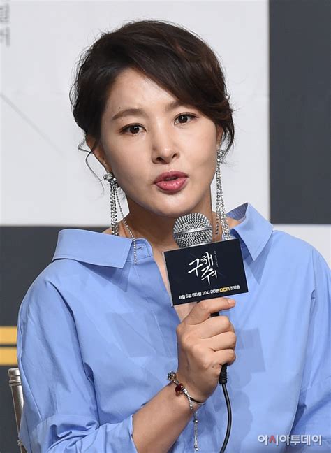 요즘 아줌마 배우중에서 이쁘신분 Mlbpark