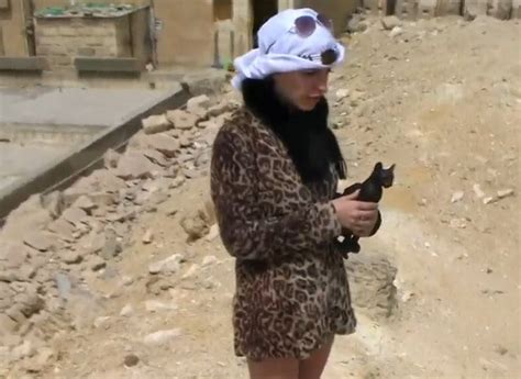International Une Vidéo Porno Tournée Devant Les Pyramides Irrite Legypte
