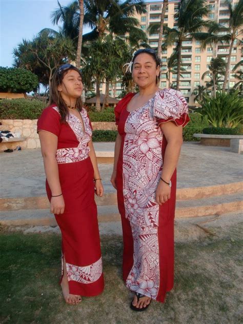 Red Puletasi Pacific Islander Women Traditional Dresses Tahitian