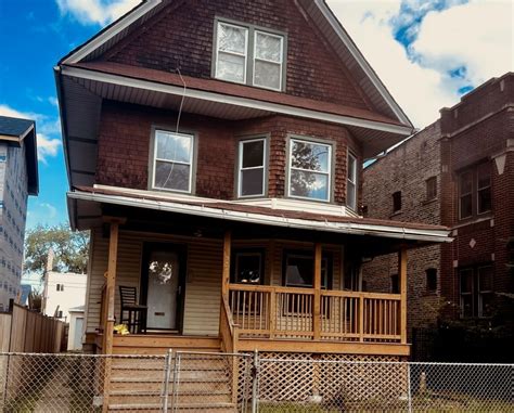 935 N Massasoit Ave Chicago Il 60651 Redfin