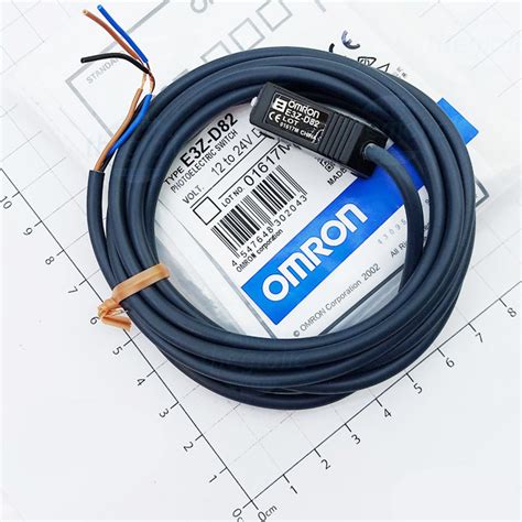 Nhà Phân Phối Cảm Biến Quang Photo Sensor Omron E3z D82 Giá Tốt