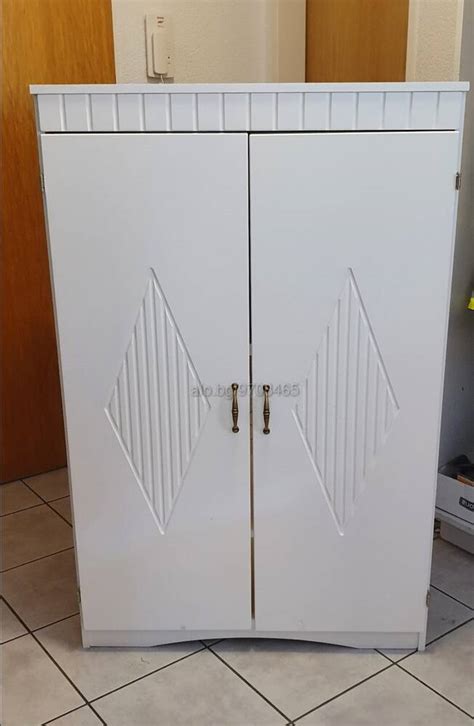 Продавам Шкаф за компютър Друга мебел Мебели за дома и офиса Варна Шкаф за компютър Пр