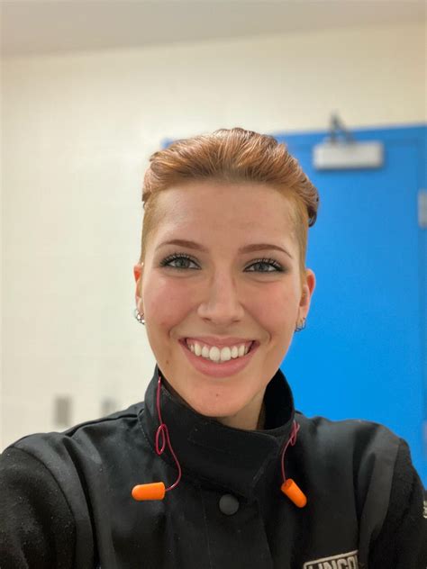 Best Redhead Selfie Images On Pholder Sfw Redheads Redhead Beauties And Selfie