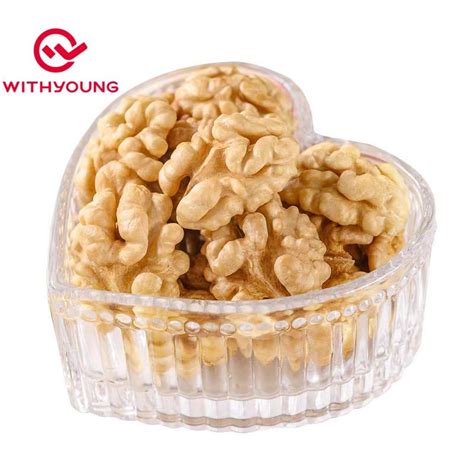 Buy Walnut Kernels For Health Conscious Consumers With Certificate From Anhui Weiziyuan Food