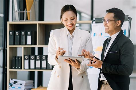 How To Start A Reverse Mentoring Program Knowledgecity