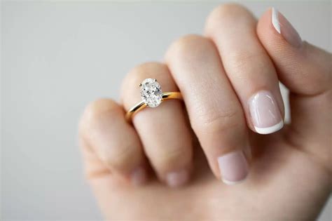 The Perfect Solitaire Diamond Engagement Ring To Steal Her Heart