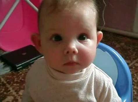 Лиза писает на горшок Смотреть онлайн в поиске Яндекса по Видео