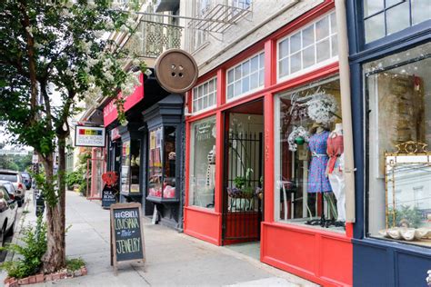 Guide To The Lower Garden District