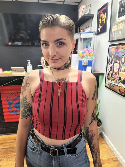 Tyra Smith Go See My Amazingly Hot Friend Zilla And Get