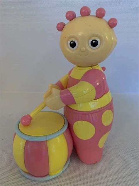 In The Night Garden Tomliboo ‘ooo Large Drumming Figure 8” Vintage
