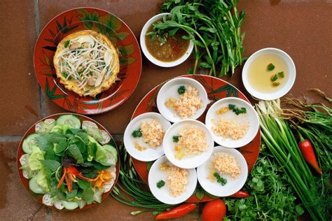 45 Must Eat Vietnamese Dishes Beyond Pho And Banh Mi Vogue