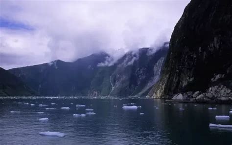 Scientists Link Alaskas 1578 Foot Tsunami To Glacier Retreat