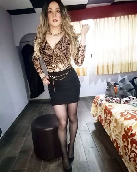 Crossdressers In Pantyhose And Heels All About Crossdresser