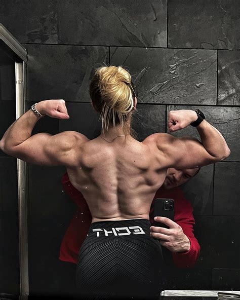 Ann Mohn R Girlswithbigmuscles