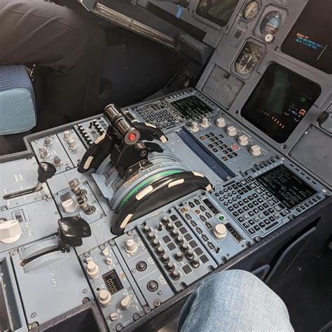 Pilot Let Me Sit Upfront In The A319 Cockpit Raviation