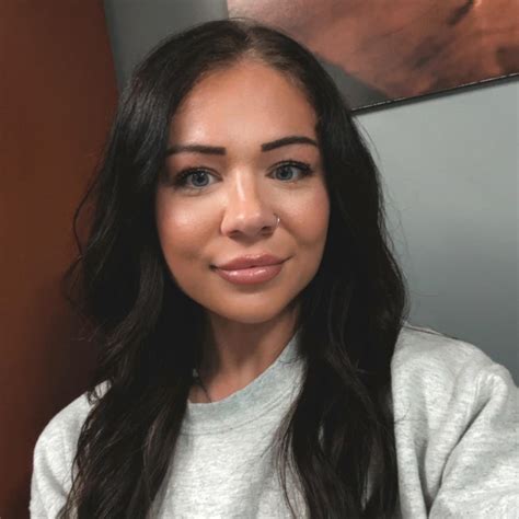 Alexa Ross Alexa Kushner 3 • Facebook Connect With Friends
