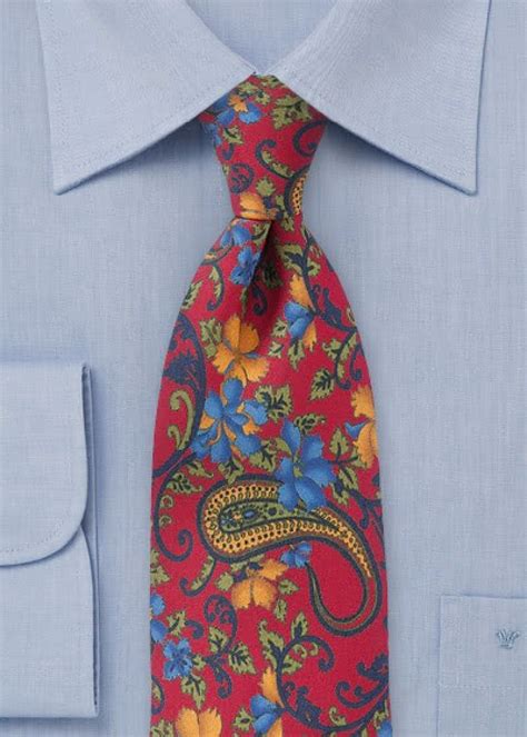 Businesskrawatte Blumenmuster Kirschrot