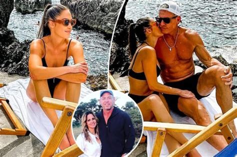 Troy Aikman seemingly announces end of marriage in PDA pics with new ...