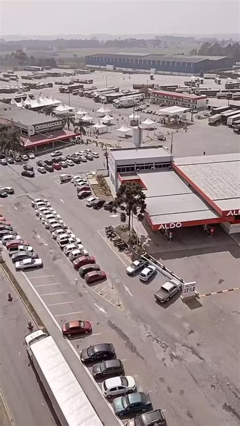 Food Truck Santo Torresmo Foodtrucksantotorresmo • Instagram Photos And Videos