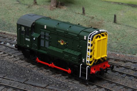 Bachmann 32 101b Class 08 Diesel Shunter In Br Green Livery And Running No D4192