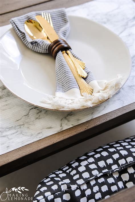 Clever Cleaning Organizing Hacks Using Shelf Liners Making Lemonade