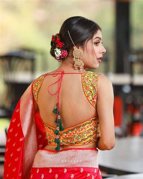 37 Bridal Blouses That Are Just Perfect For Both Modern And Traditional