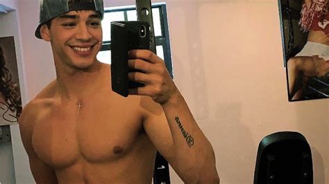 Meet Instagram Hottie Scott Gardner Socialite Life