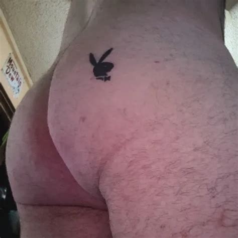엉덩이 퍼뜨리고 손가락 xHamster
