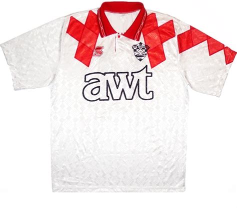 Hnk Segesta 1993 94 Kits