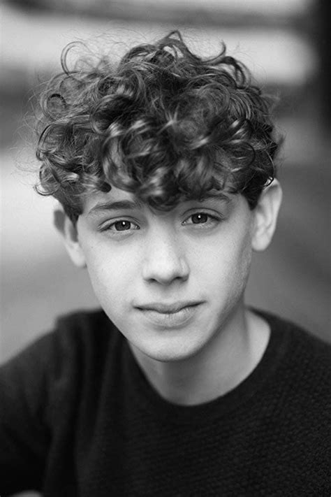 Ethan Rouse About Entertainmentie