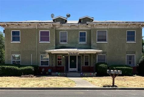494 Wayside Dr Turlock Ca 95380 Zillow