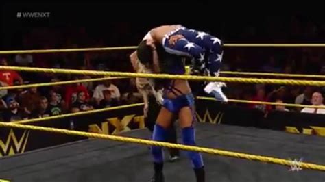 Argentina Backbreaker On Liv Morgan Youtube
