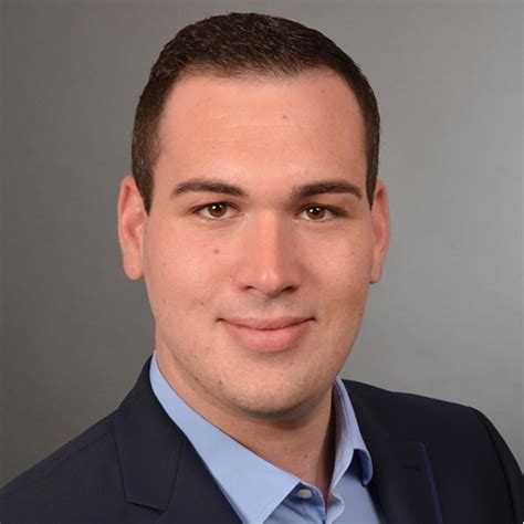 Daniel Englberger Betriebswirtschaft Dr Eckert Akademie Xing