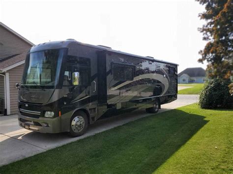 2012 Itasca Suncruiser 37f Rvs And Campers Milwaukee Wisconsin