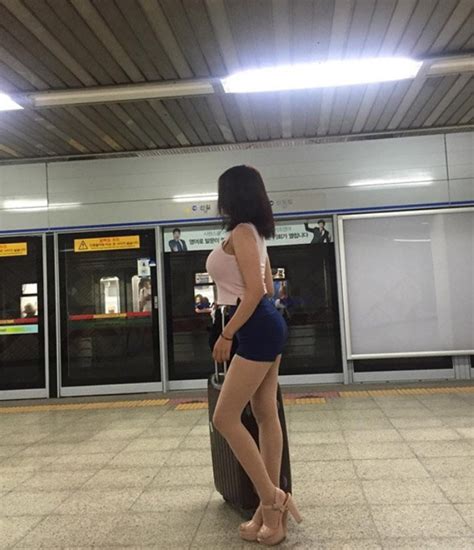 Ng Ch T U C G I M C O Ph Ng B S T Khi N C D N M Ng Lo Ng C Th N Y Chen Sao N I